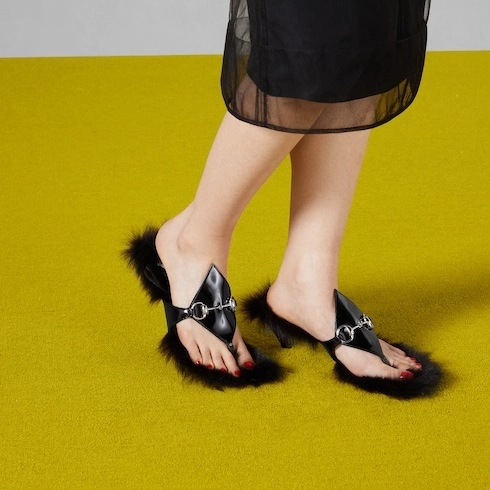 Gucci Horsebit Thong Sandals With Wool Lining