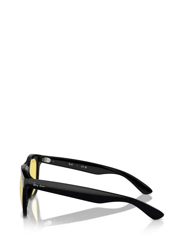 Ray-ban Wayfarer Sunglasses With Logo Detail - Yellow
