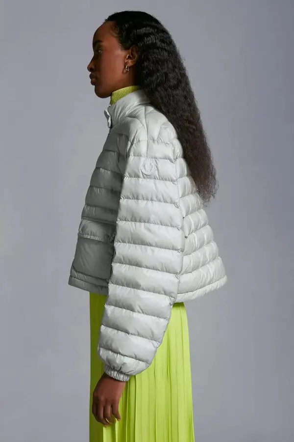Moncler Down Puffer Jacket With Embossed Logo