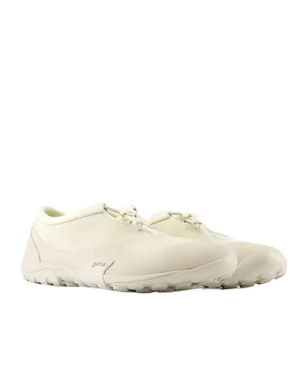 NEW BALANCE Tokyo Design Studio Mt10 Round Toe Sneakers