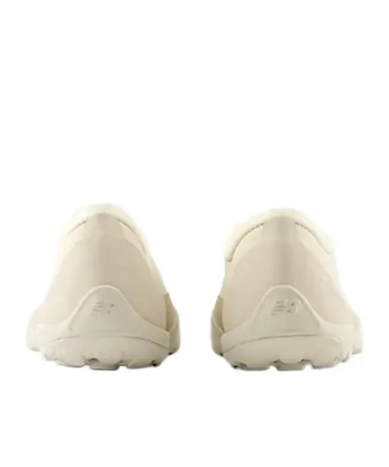 NEW BALANCE Tokyo Design Studio Mt10 Round Toe Sneakers