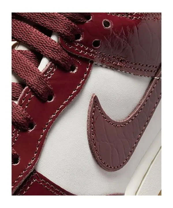 Nike Dunk Panelled Low-top Sneakers - Multicolor