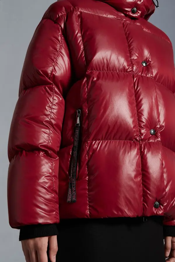 Moncler Parana Short Down Jacket