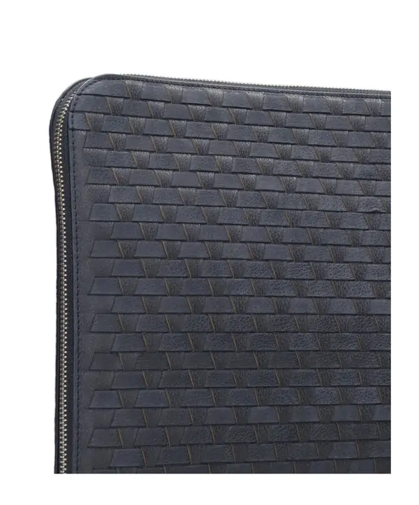 ORTIGNI Slim Woven Clutch