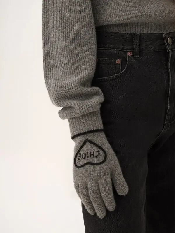 Chloé Encoeur Knitted Gloves With Heart Logo Embroidery - Black