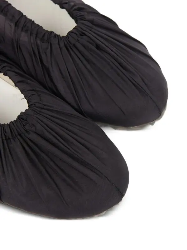 MAISON MARGIELA Gathered Ballet Flats