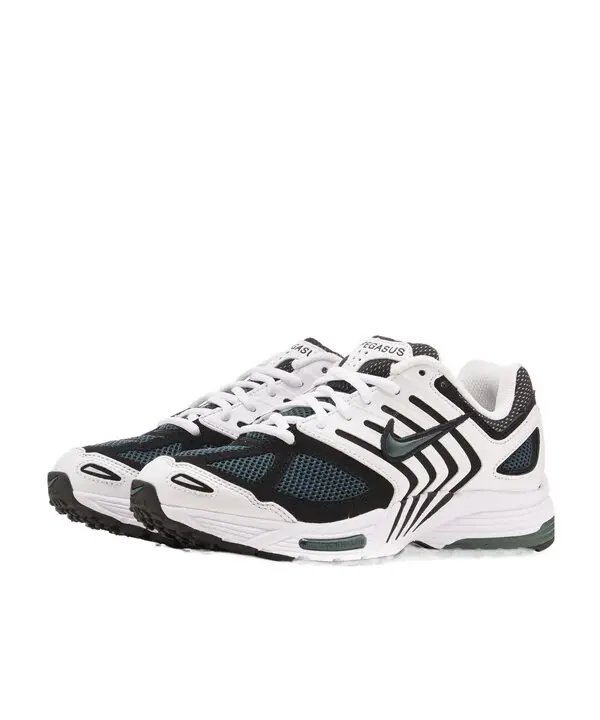 Nike Pegasus 2005 Lace-up Sneakers - White