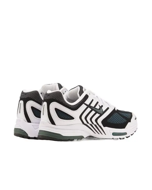 Nike Pegasus 2005 Lace-up Sneakers - White