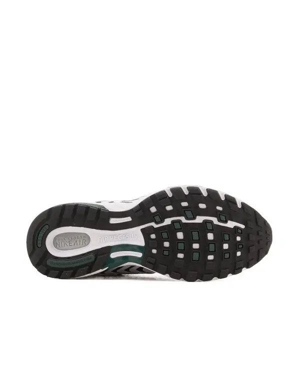 Nike Pegasus 2005 Lace-up Sneakers - White