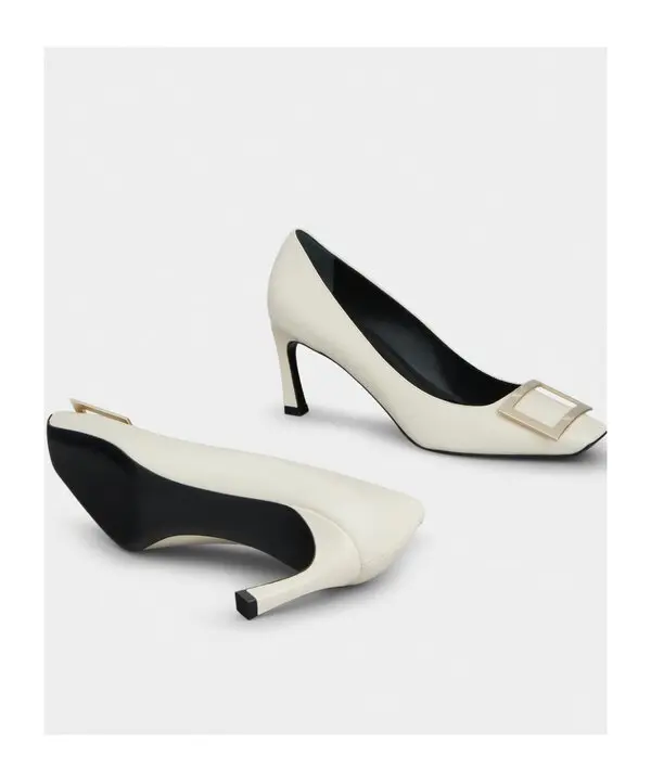 ROGER VIVIER Trompette Buckle Pumps - Cream