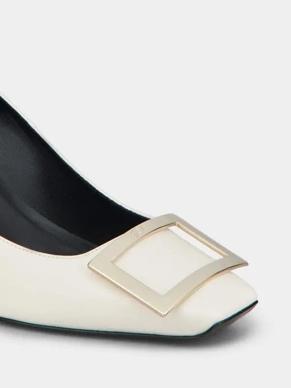 ROGER VIVIER Trompette Buckle Pumps - Cream