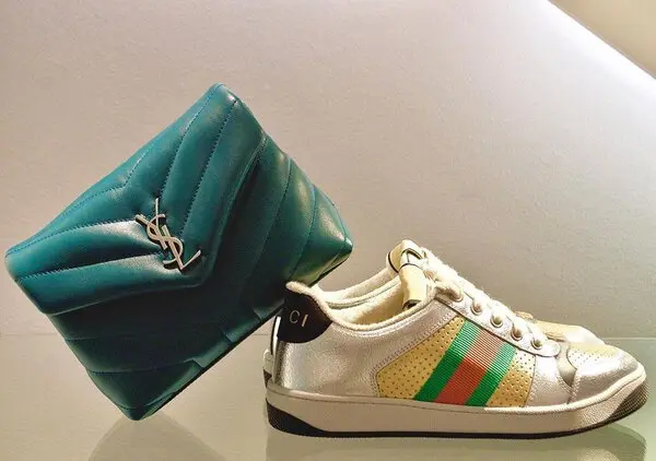Gucci Screener Low-top Sneakers With Retro Logo Detail