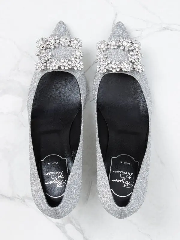 ROGER VIVIER Flower Buckle Pointed Toe Pumps