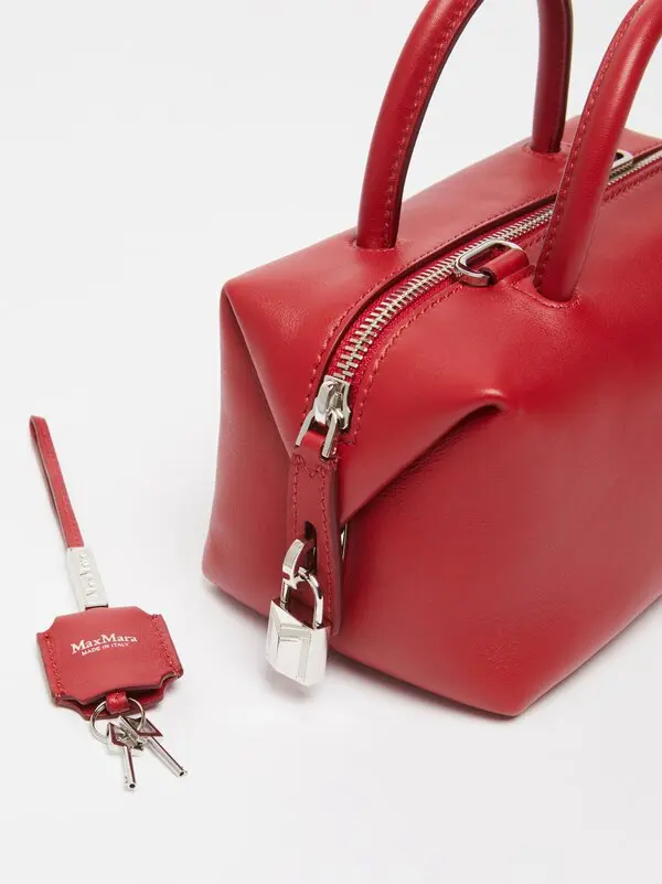 Max Mara Logo Stamp Zip-up Tote Bag - Red