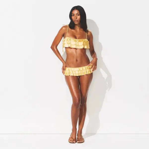 SKIMS Satin Ruffle Bikini Top - Marzipan