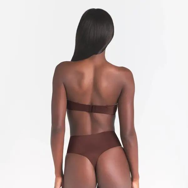 SKIMS Strapless Bra | Deep Neutral | | Smoothing Intimates