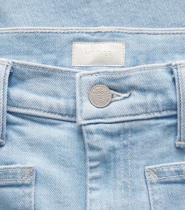 MOTHER The Patch Pocket Weekender Flared Jeans - Blue