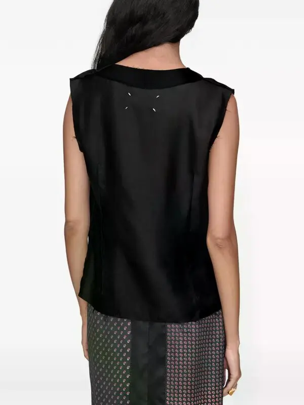 MAISON MARGIELA Bonded Creases Sleeveless V-neck Top - Black