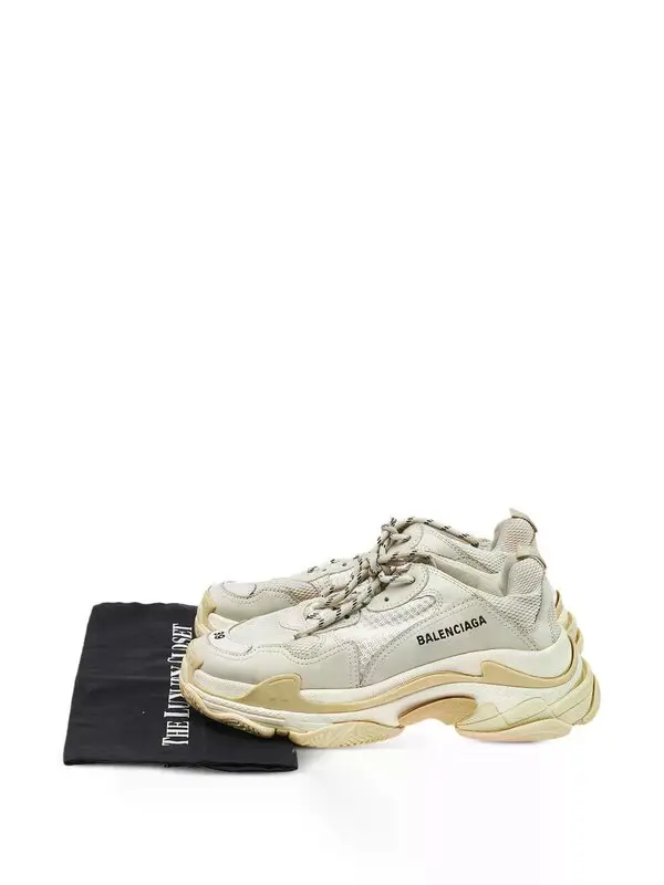 Balenciaga Triple S Low-top Sneakers - Neutrals