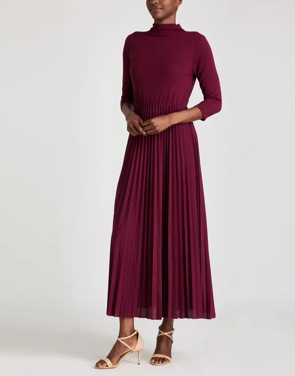 OLTRE Pleated Maxi Dress