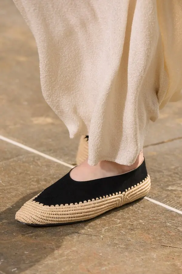 Gabriela Hearst Strength Flat Shoe In Suede And Raffia