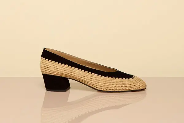 Gabriela Hearst Strength Pump In Suede And Raffia