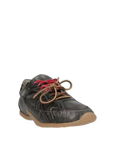 OVYE Leather Distressed Low-top Sneakers - Grey