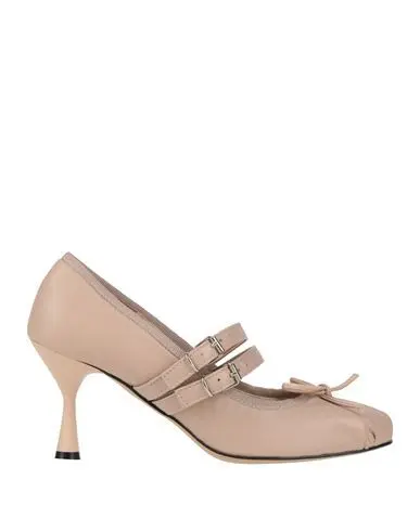 DIVINE FOLLIE Mary Jane Pumps