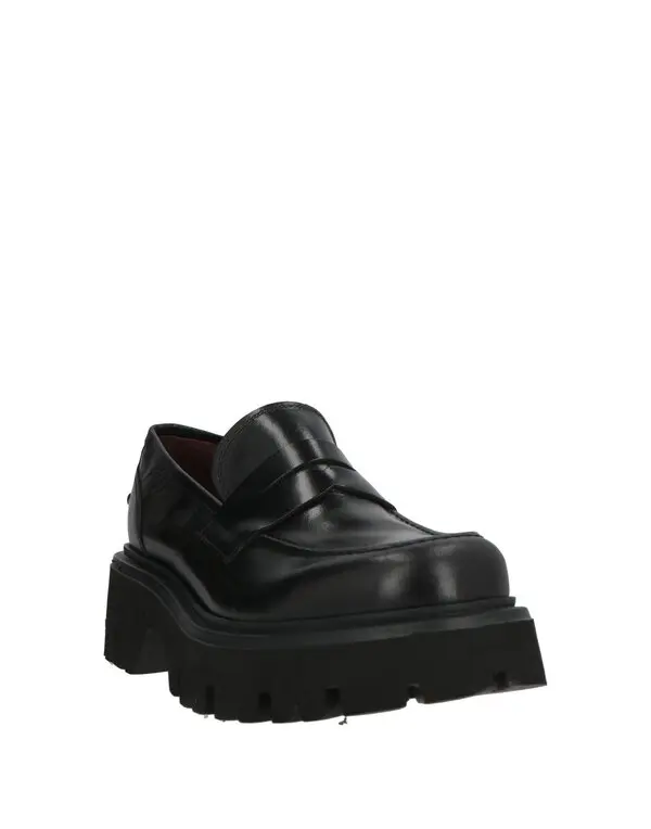 GIOVANNI CONTI Calfskin Loafers