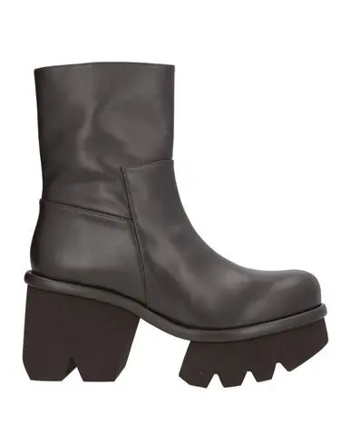 PALOMA BARCELO Hanne Ankle Boots - Brown