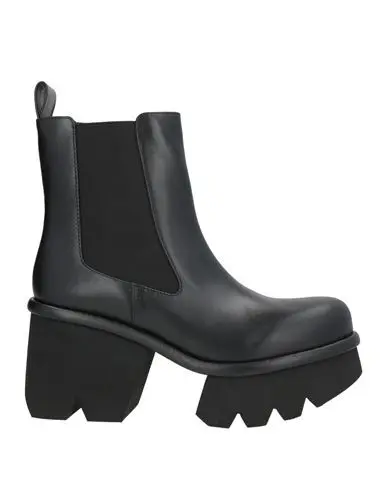 PALOMA BARCELO Elvia Leather Ankle Boots - Black
