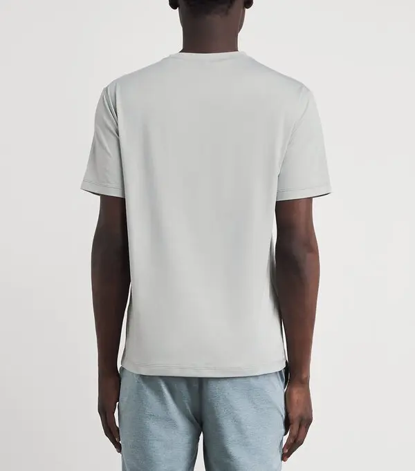 Vuori Tradewind Performance 2.0 Crewneck T-shirt - Grey