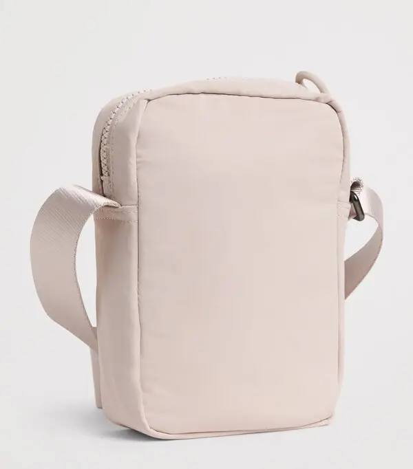 Vuori All Around Cross-body Bag