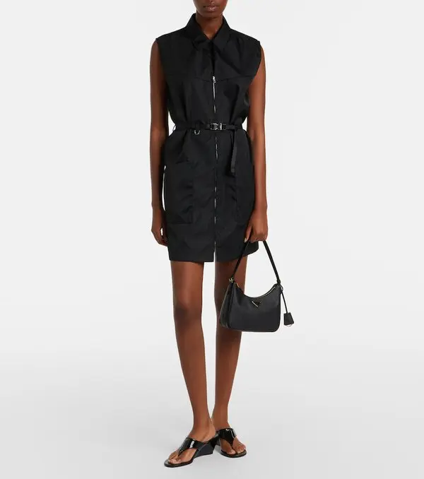 Prada Re-edition 2005 Leather Shoulder Bag
