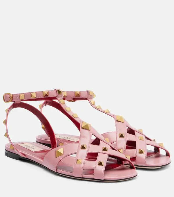 Valentino Garavani Rockstud Leather Slingback Sandals - Pink