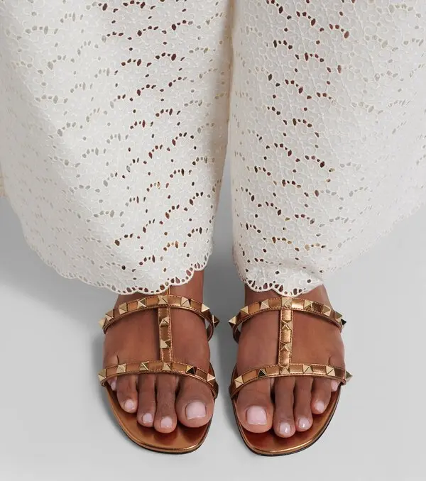 Valentino Garavani Rockstud Metallic Leather Sandals - Gold