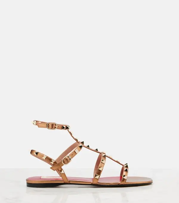 Valentino Garavani Rockstud Metallic Leather Sandals - Gold