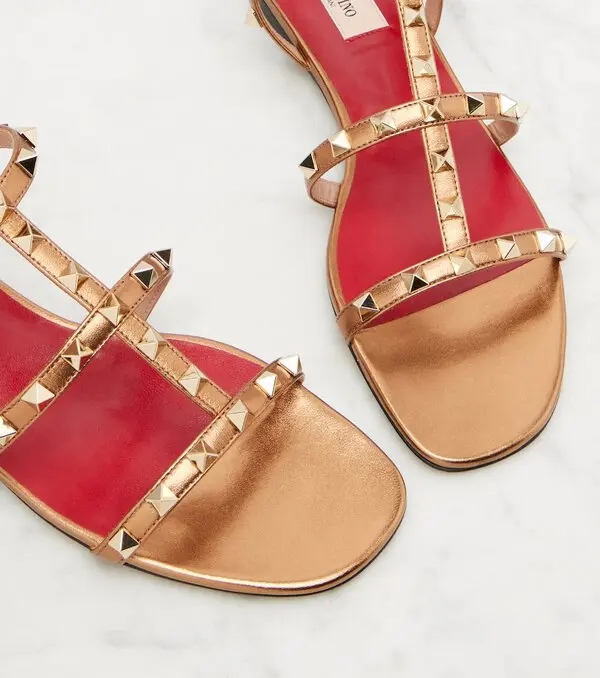 Valentino Garavani Rockstud Metallic Leather Sandals - Gold