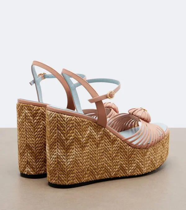 Valentino Garavani Royal Heart Leather Wedge Espadrilles - Pink