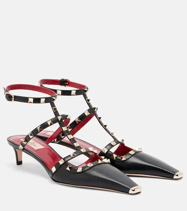 Valentino Garavani Rockstud Leather Pumps - Black