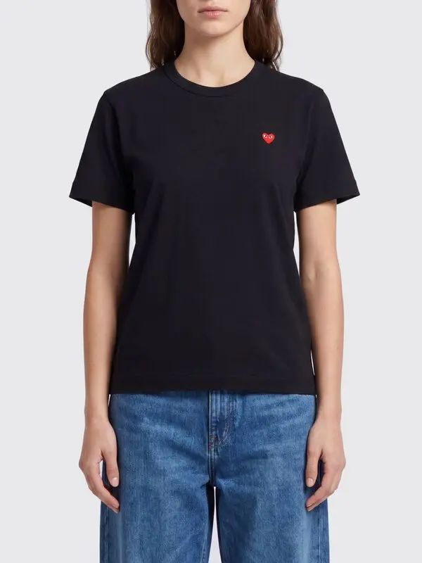 Play Comme Des Garcon T-shirt With Red Heart Emblem