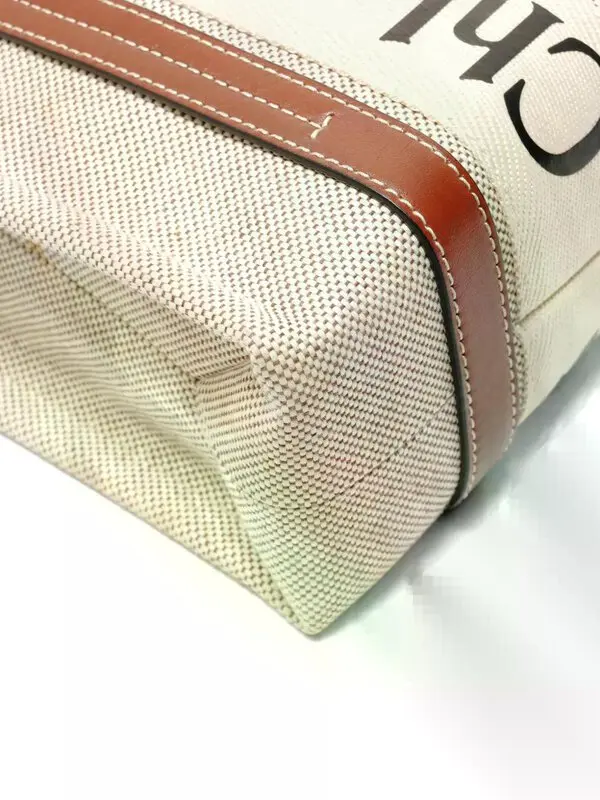 Chloé Woody Shoulder Bag