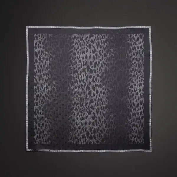 Gucci Printed Silk Twill Carr - Black