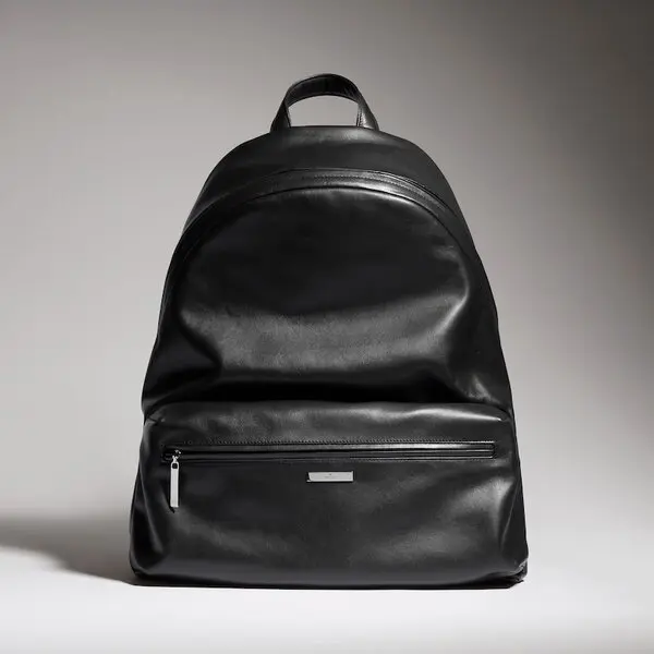 Gucci Leather Backpack With Logo Plaque