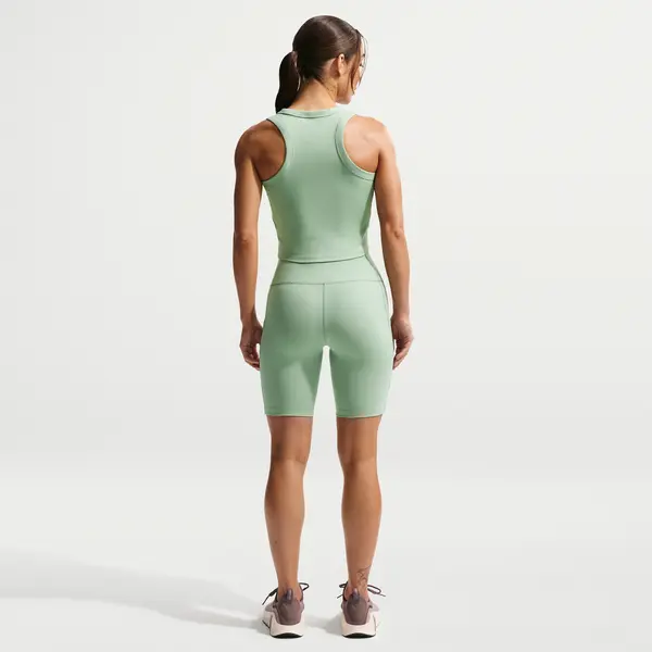 Nike High-waisted 8" Biker Shorts With Pockets