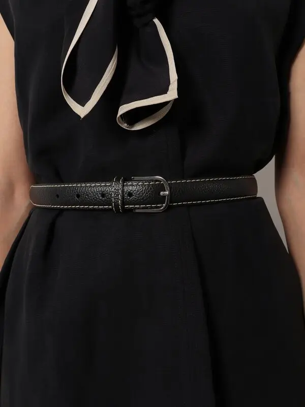 TOTEME Slim Grained Leather Belt - Black