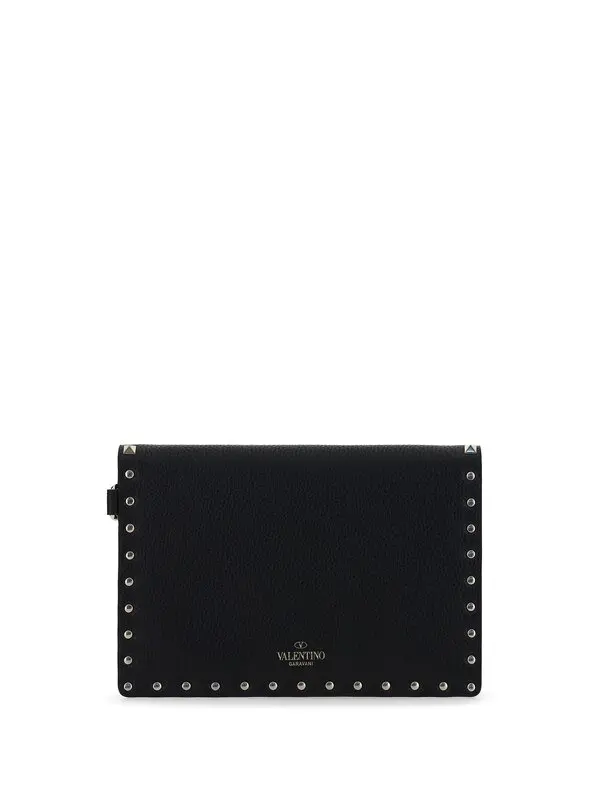 Valentino Garavani Rockstud Pouch In Leather - Black