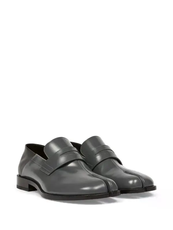 MAISON MARGIELA Tabi Leather Loafers