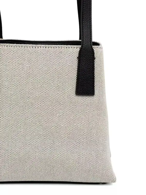 Guess Logo Plaque Shoulder Bag