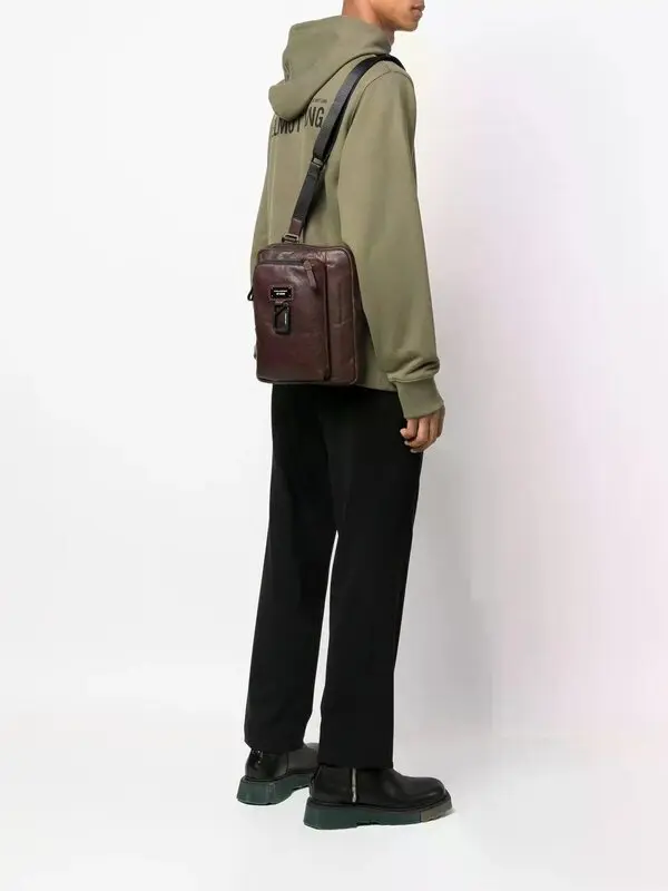 PIQUADRO Logo Plaque Messenger Bag
